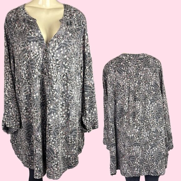 torrid | Tops | Torrid 5 Graypink Split Button Neck Leopard Zebra Print ...
